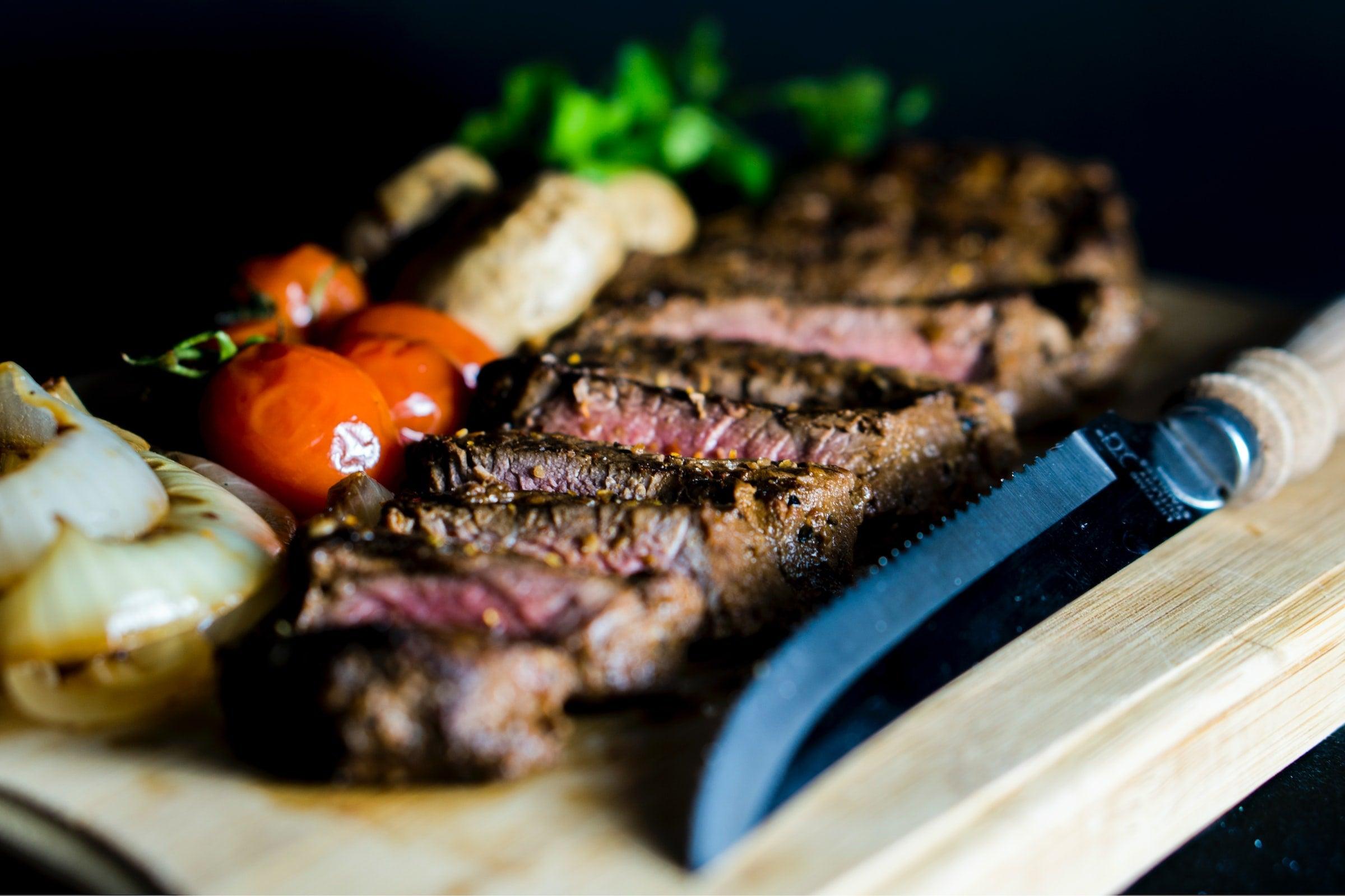 Ultimate Guide to Steak: Type of Steak & Cuts - Food+Drink – Hisdern